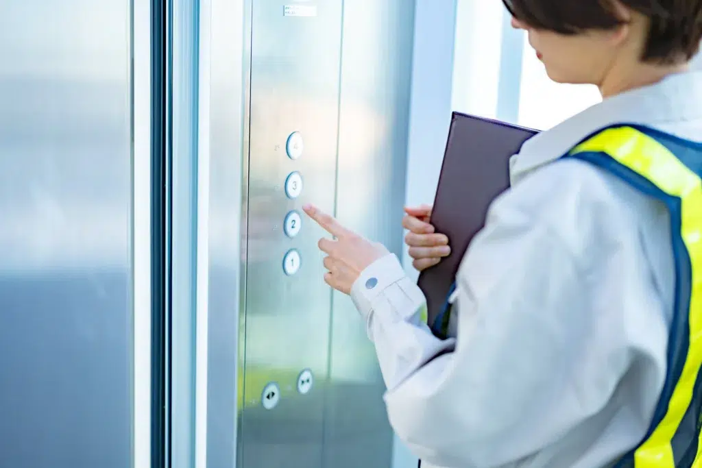 LOLER Lifting Regs: Operations & Equipment Regulations